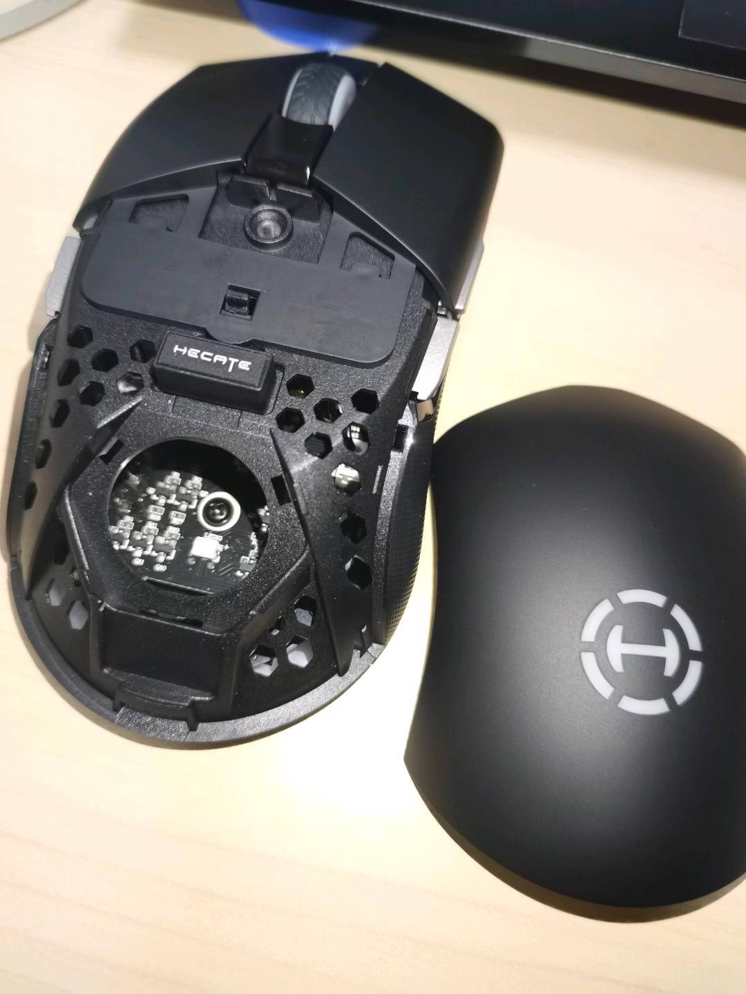 漫步者鼠标HECATE G4M PRO测评-漫步者社区